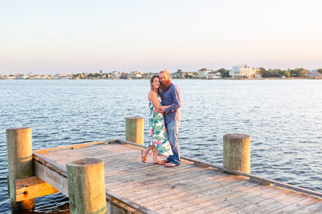 Lee and Joe Jamail Bay Park Couple Session - degreesnorthimages.com
